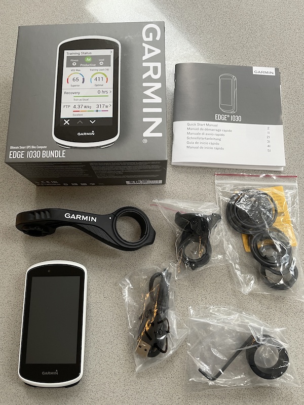 Garmin 1030 bike computer with out front mount For Sale