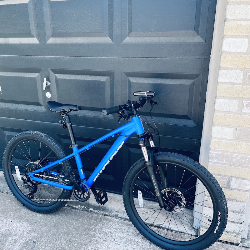 2021 Giant STP 24 FS For Sale