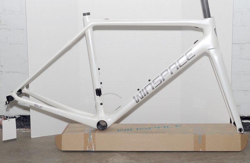 WINSPACE SLC 2.0 Frameset + Spare RD Hangers For Sale