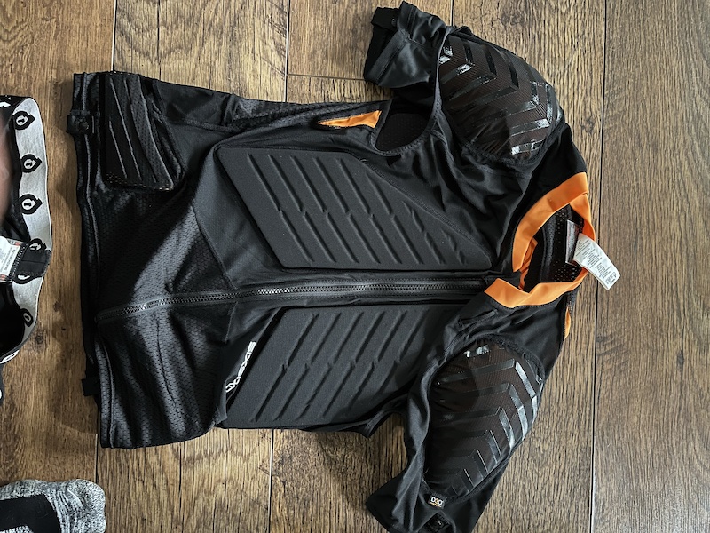661 evo Compression Jacket and chamois shorts For Sale