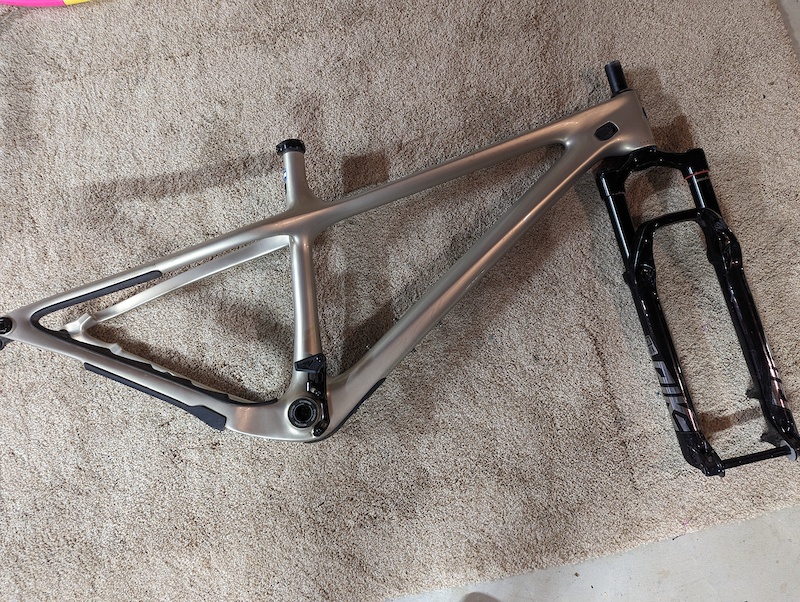 2022 Yeti Arc Turq Size L w/ Pike Ultimate Fork For Sale