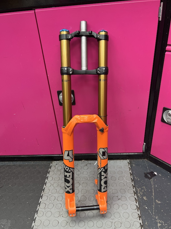 2022 FOX 40 FACTORY DOWNHILL FORKS 29” For Sale