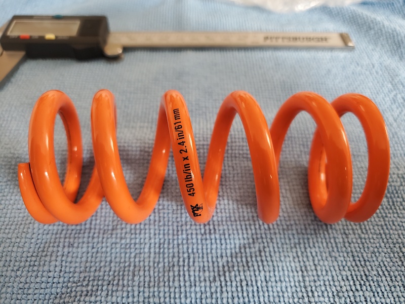 2019 Fox SLS 450# Spring 2.4in/61mm travel x 4.74in tlg For Sale