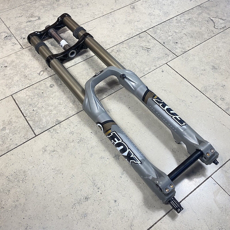 Fox 40 RC2 Forks 26” Dual Crown Downhill For Sale
