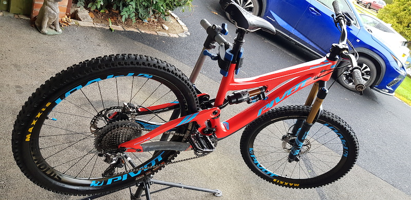 2018 Pivot Firebird V-High Spec For Sale