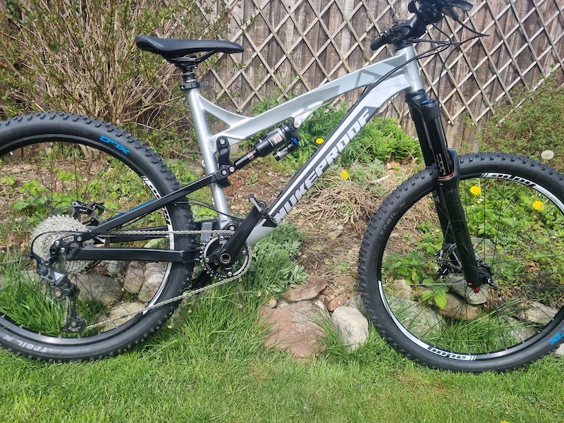 2015 Nukeproof mega am 275, large For Sale