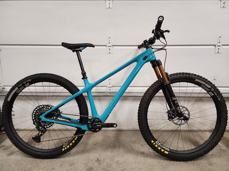 2021 Yeti ARC T1 Factory (size MD) *PRICE DROP* For Sale
