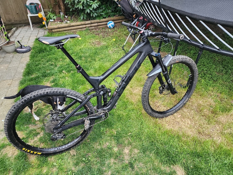 2017 Trek Slash 9.8 Carbon For Sale
