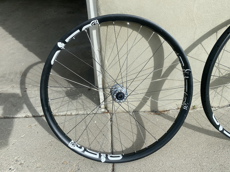 2021 Price Drop Carbon 8150 Truth Laced Factor Wheel set For Sale