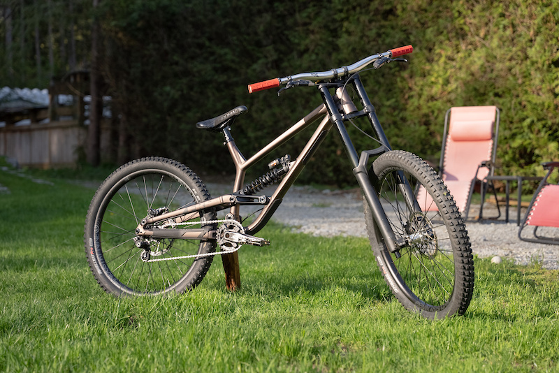 2023 Commencal FRS size M(brand new frame) For Sale
