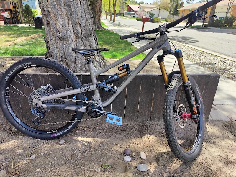 2021 Commencal Clash ( small) For Sale