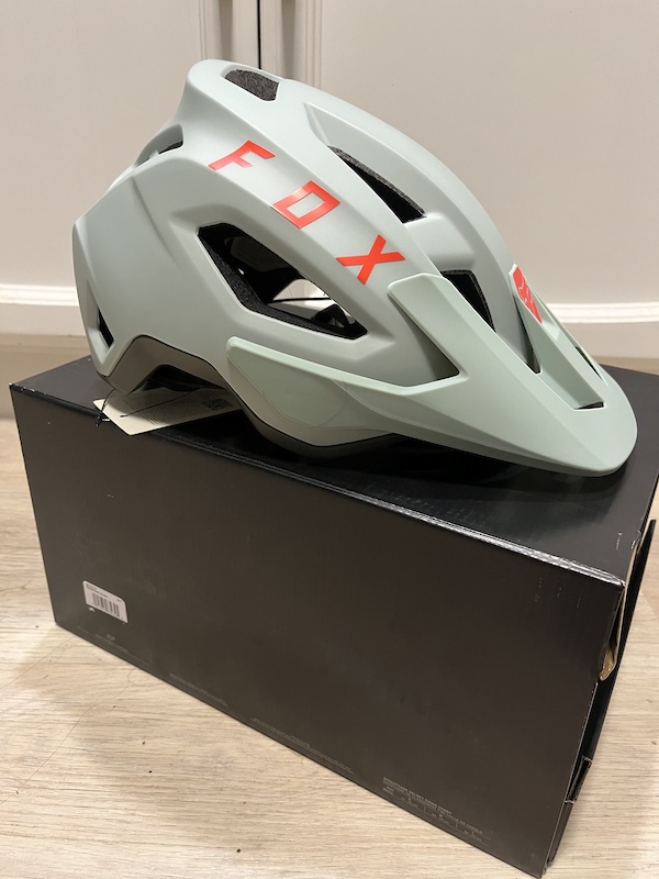 2021 Fox Speedframe Medium For Sale