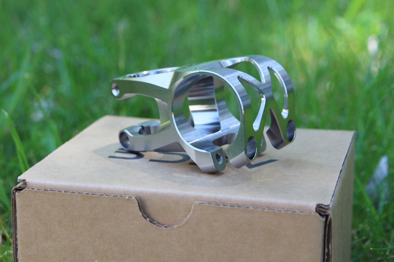 2024 BRAND NEW - 5DEV 2 Bolt Titanium Stem For Sale