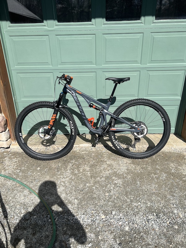 2020 Pivot Trail 429 V2 Race XT (Small) For Sale