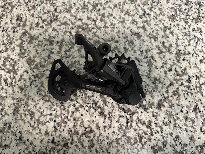 2022 Shimano XT RD-M8100 Rear Derailleur 1x12 For Sale