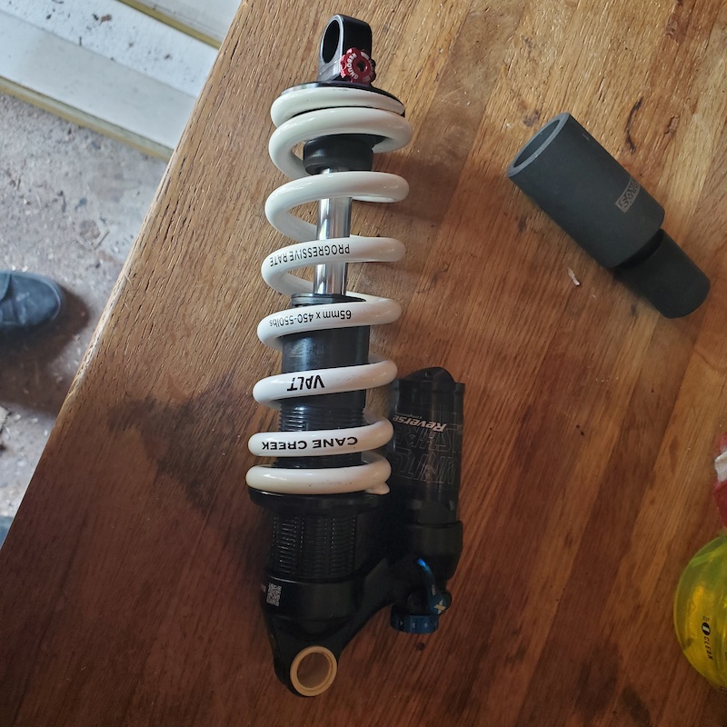 2022 Fox dhx 230x65mm For Sale