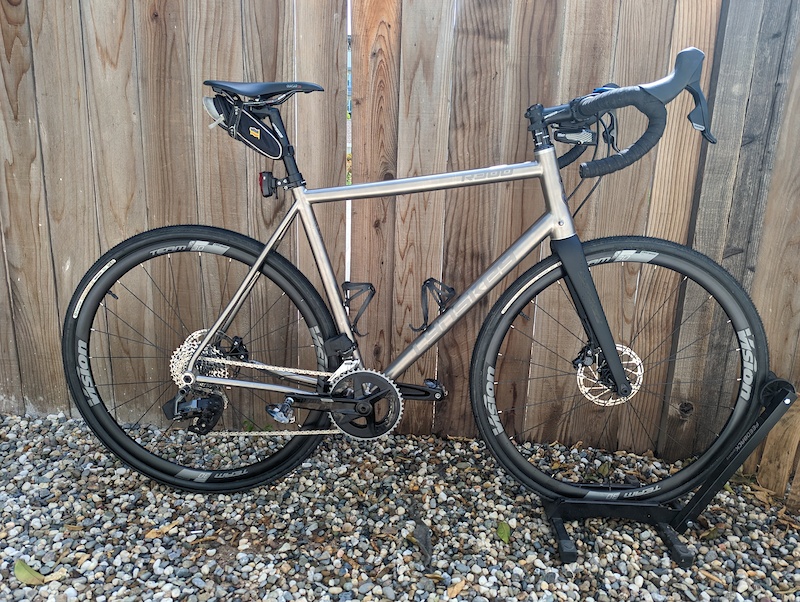 2022 Lynskey R300 SRAM Rival eTap For Sale