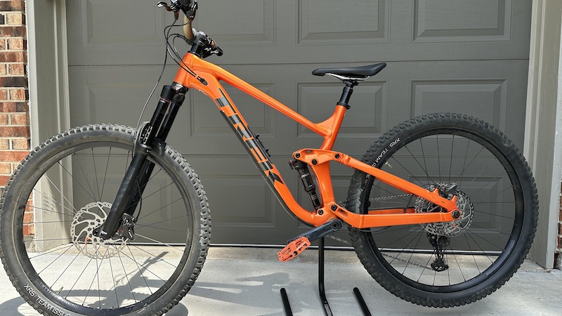 2022 Trek Slash 7 not being ridden needs to go! For Sale