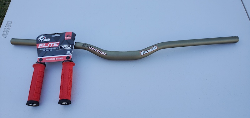 2022 Renthal Fatbar V2 Alloy with ODI Elite Pro Grips For Sale