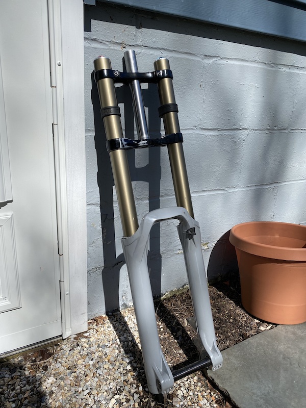 2009 Fox 40 rc2 (fits 27.5) For Sale