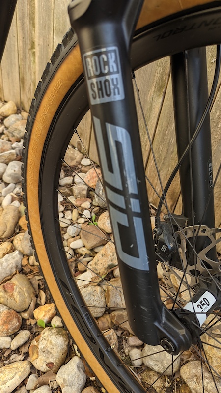 2021 Specialized Epic Evo (Med.) w/upgraded carbon wheelset For Sale