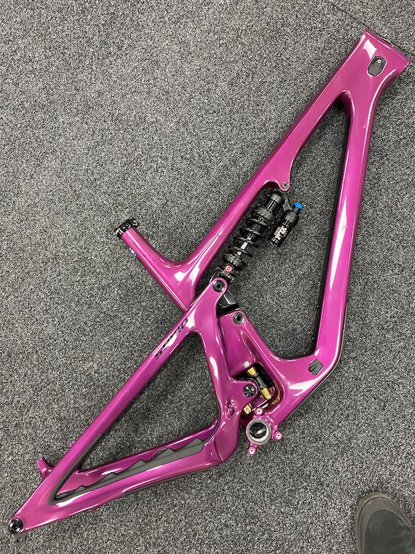 2023 Yeti Cycles SB140 29" XL Sangria DHX Coil For Sale