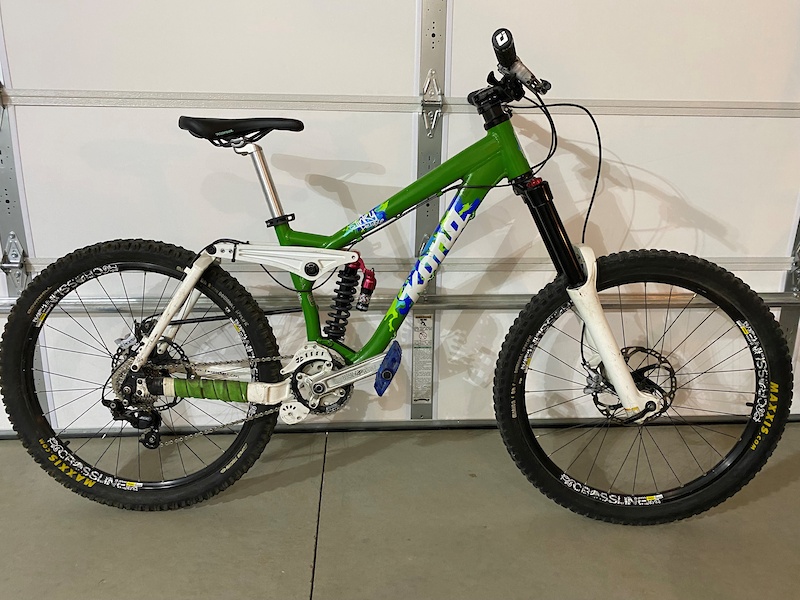 2009 KONA STINKY DELUXE For Sale