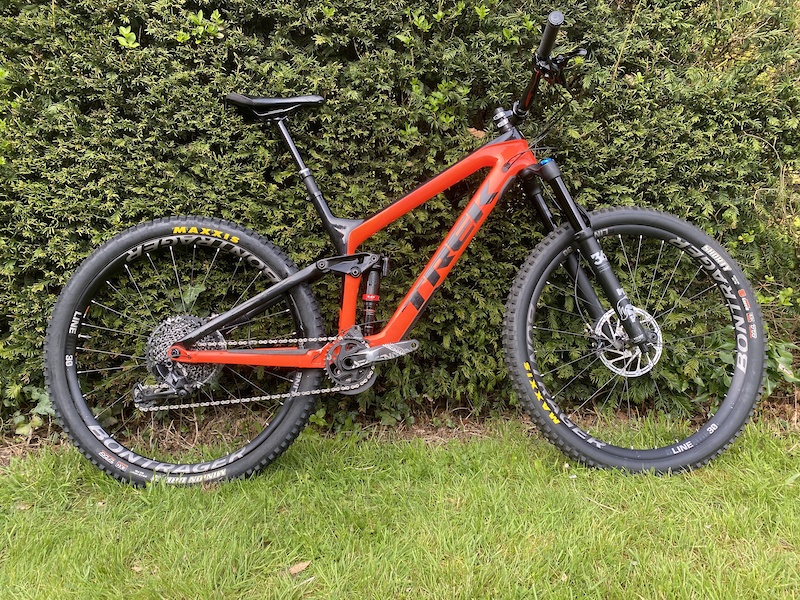 2018 Trek Slash large carbon 29 9.8 For Sale