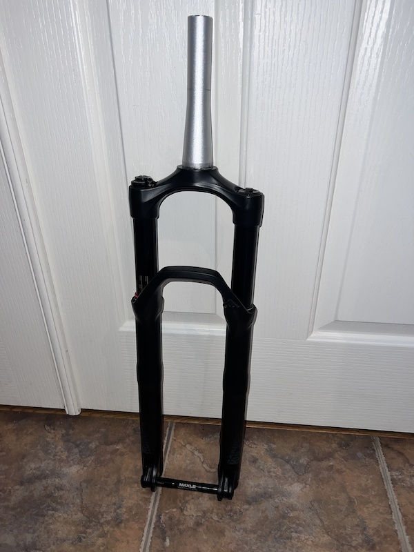 2020 RockShox Reba RL V8 w/remote lockout. 29”. 120mm For Sale