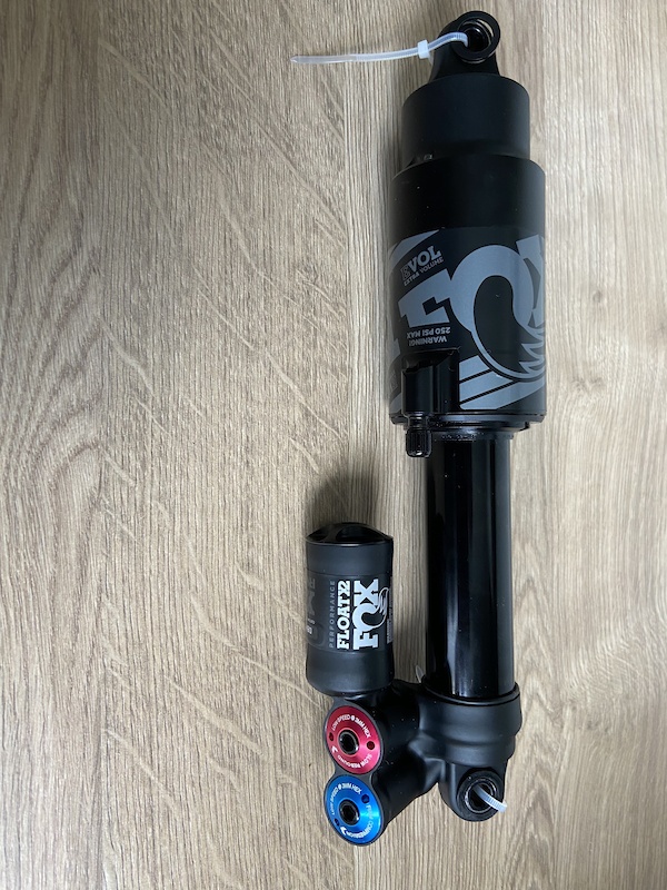2017 fox 40 float rear shock For Sale