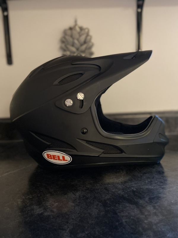 2022 Bell Full Face For Sale