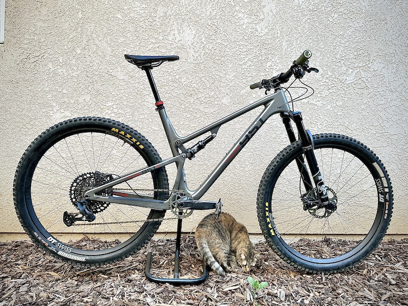 2022 Intense 951 XC Custom Upgraded Large For Sale