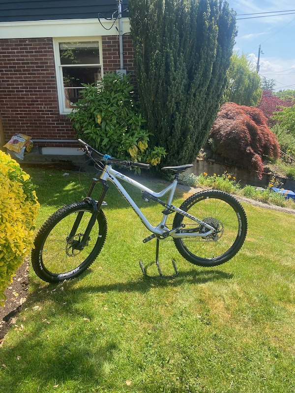 2017 Commencal Meta V4.2 For Sale