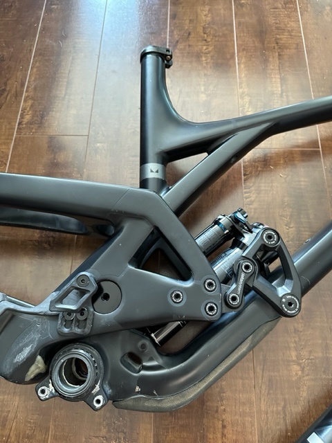 2022 Evil Offering frame-size Med For Sale