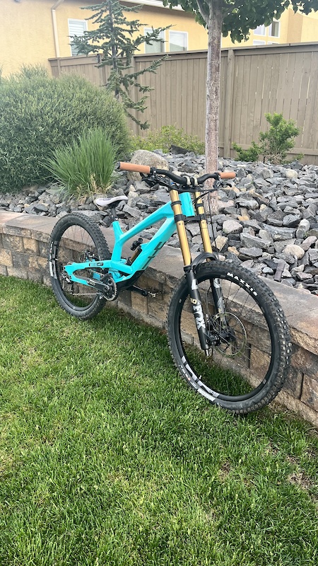 2023 YT TUES CORE 4 For Sale