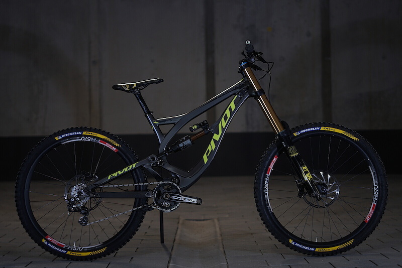 2019 Pivot Phoenix Carbon For Sale