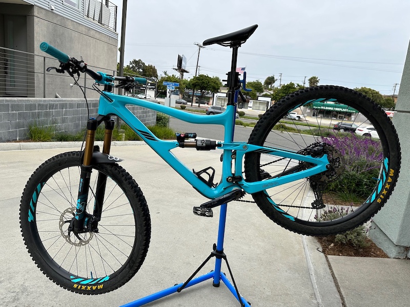 2020 Ibis Ripmo V2 Bug Zapper Blue Large For Sale