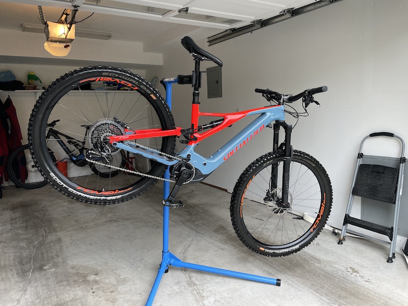 2019 Specialized Turbo Levo Expert - brand new battery! For Sale