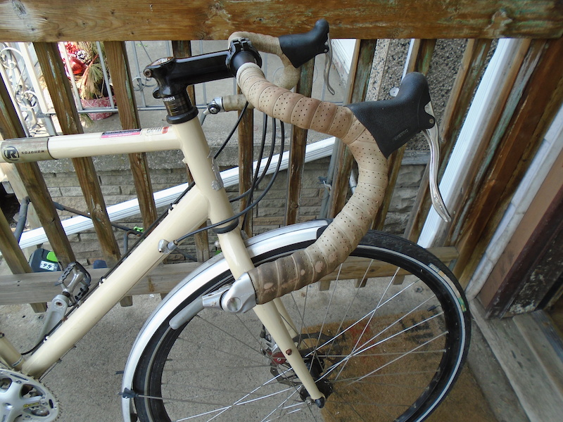Raleigh sojourn road authentic outlet bike