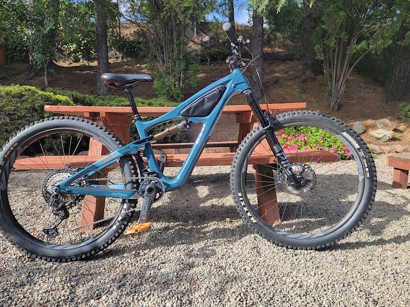 2022 IBIS MOJO V4, Small, XT grpset, I9 carbon wheels For Sale