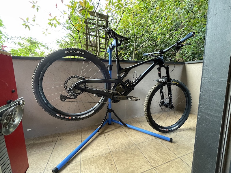 2022 Excellent condition Evil Offering For Sale