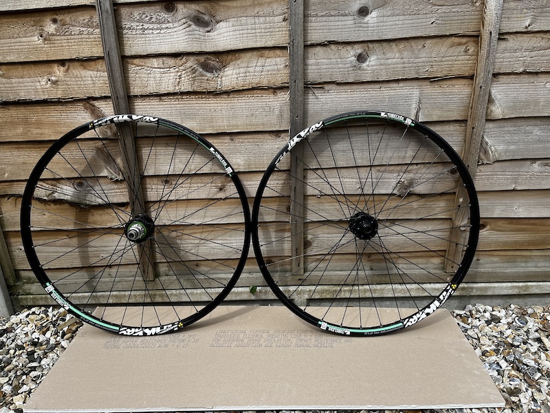 Nukeproof Generator AM275 on Hope Pro4, 11sp, sram. For Sale