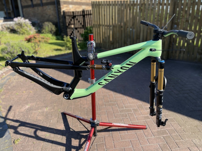 2021 Canyon Spectral CF 29 LTD (Xray Green / Black) L For Sale