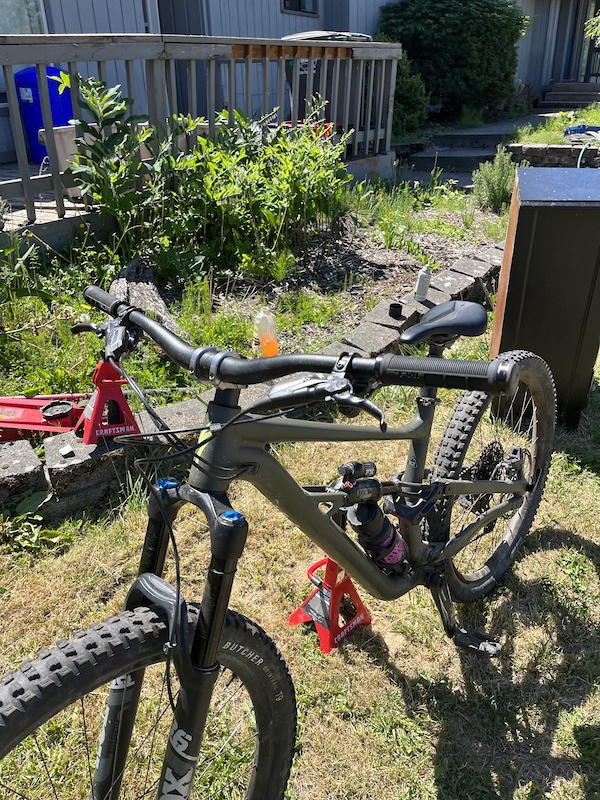 2022 Specialized status 140 For Sale