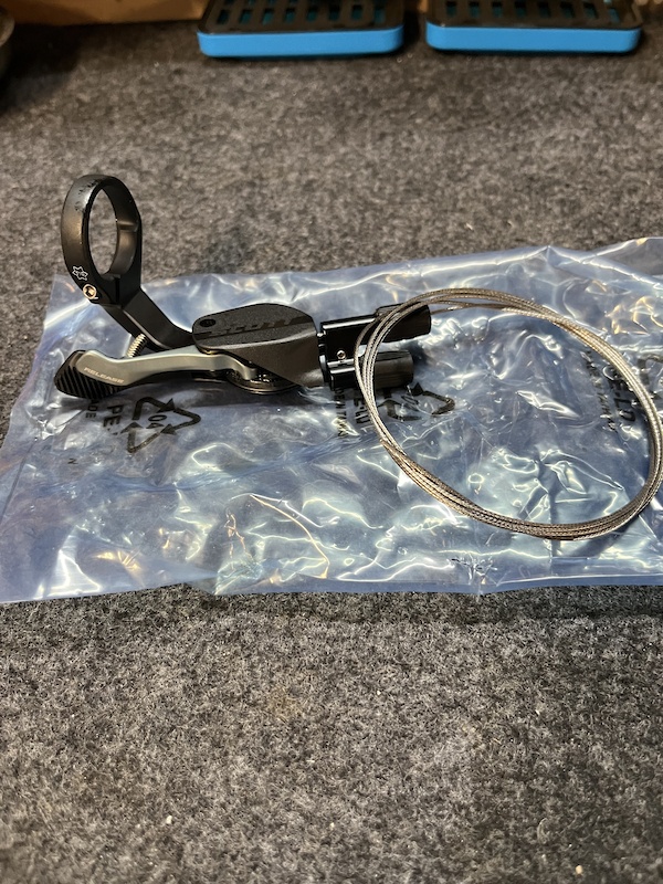 2022 Scott twinloc remote w/3 position BRAND NEW For Sale