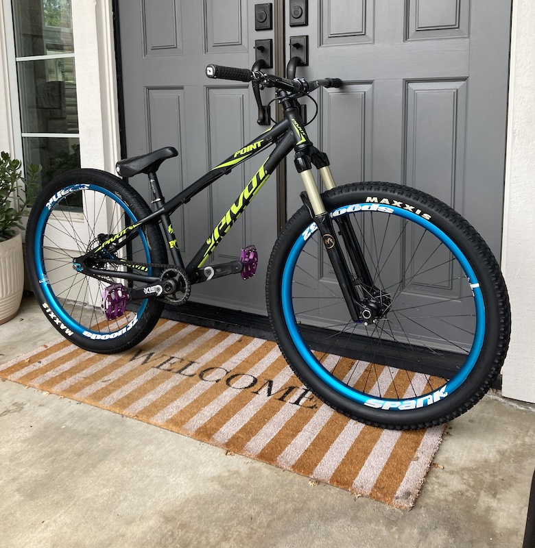 2018 Custom Pivot Point Dirt Jumper For Sale