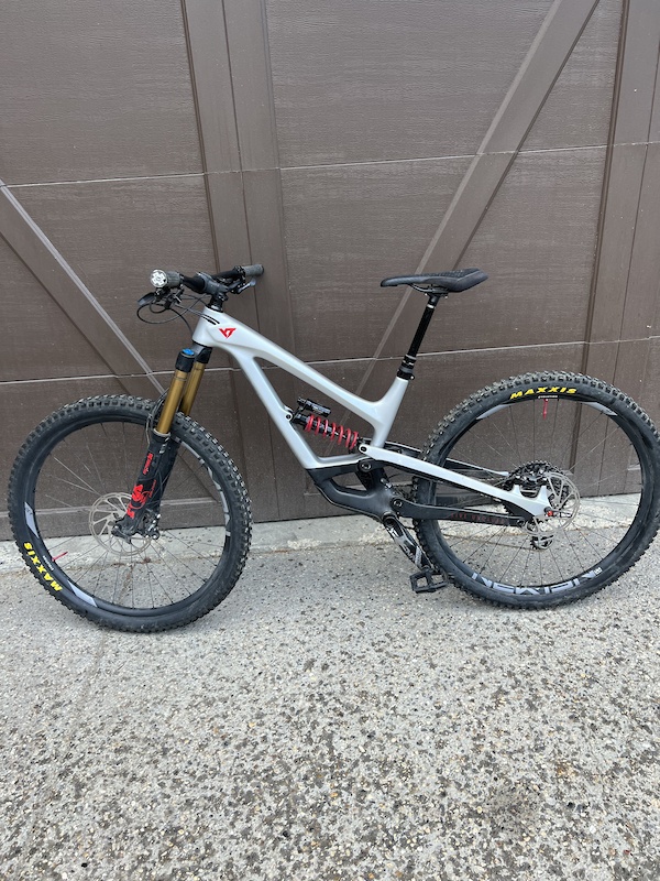 2020 Yt Capra medium For Sale