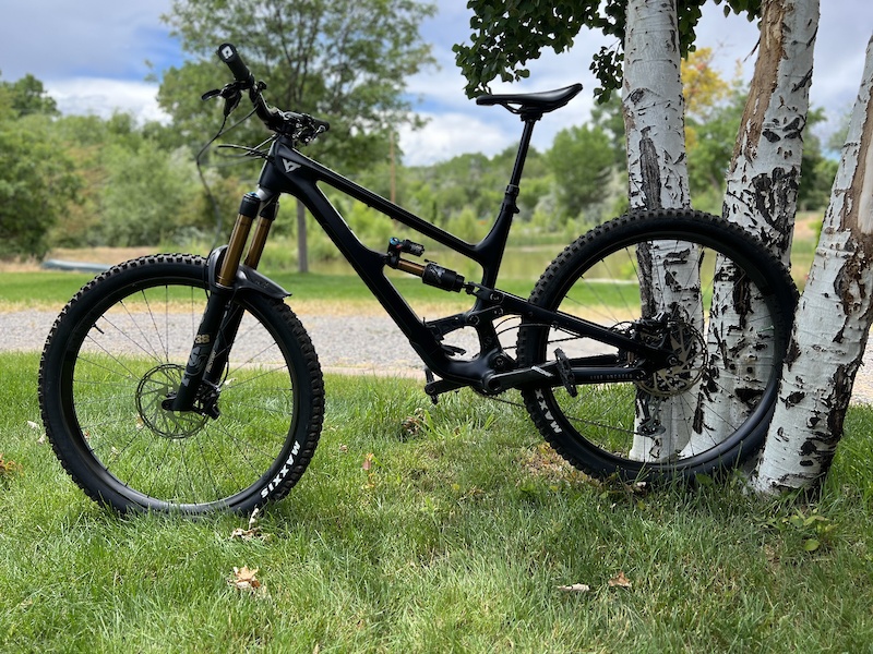 2022 YT Capra - Core 4 For Sale