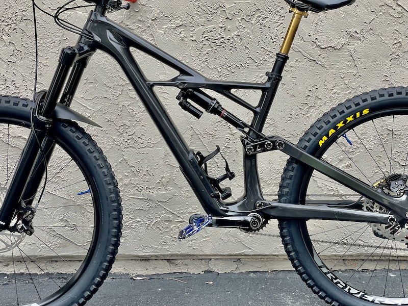 2018 Specialized Enduro Pro 29/6Fattie Medium For Sale