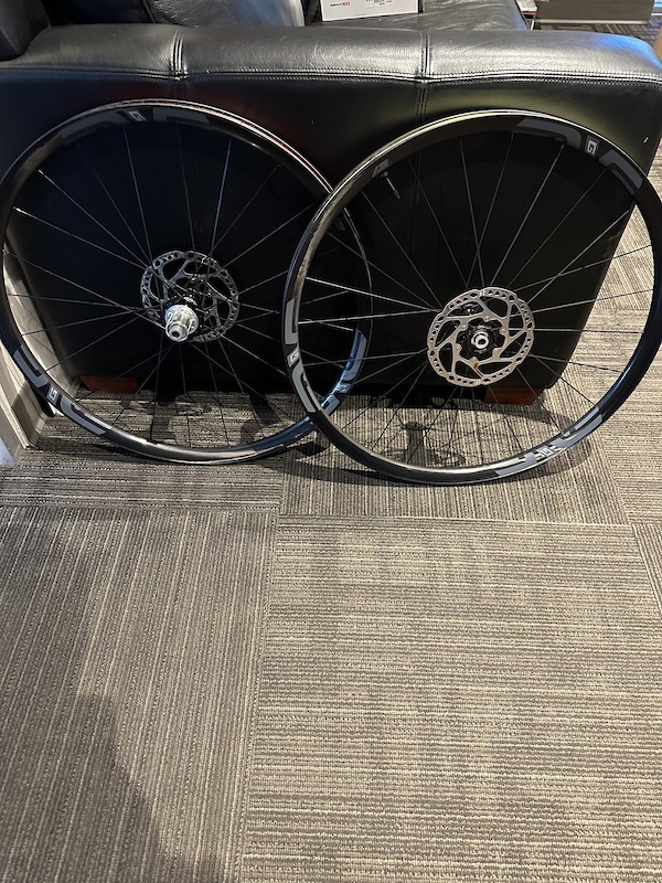 Enve G27 Carbon Tubeless Wheelset 27.5 Industry 9 hubs For Sale